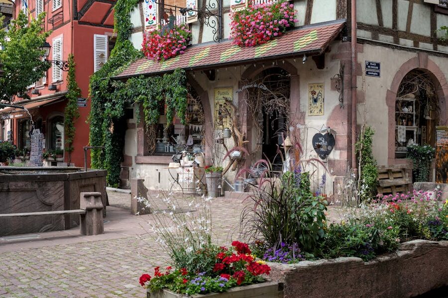 Kaysersberg half-timbered houses with flowers Alsace