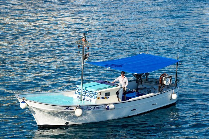 Amalfi coast tour with aperitif and music!! - The Experience Onboard: Atmosphere, Food, and Music