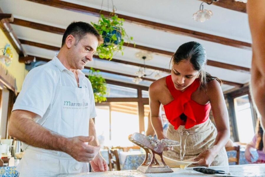 Amalfi: Mozzarella, Fettuccine, and Tiramisù Cooking Class - Why You Should Consider This Experience