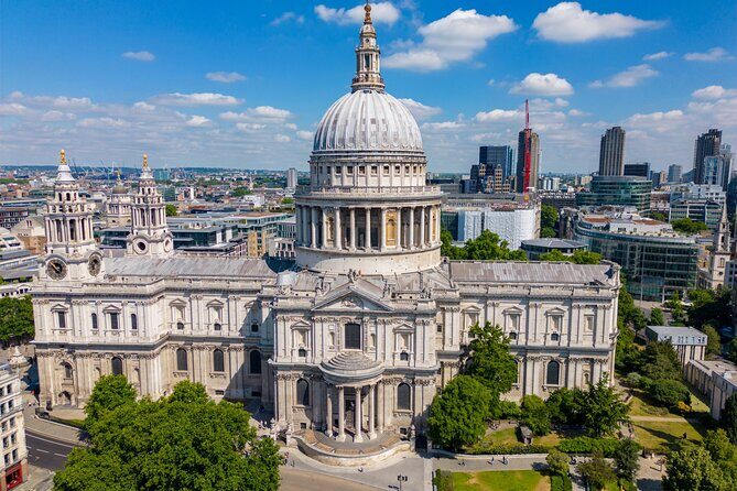 American Heritage in London 4 Hour Private Tour in a Black Cab - The Value of a Private Black Cab Tour