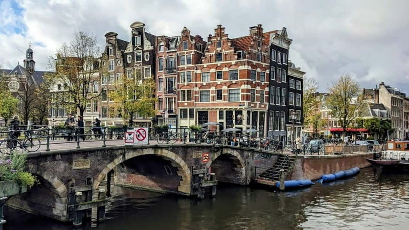 Amsterdam: 2-hour History & Culture tour with a Local - Whats Included & Practical Details