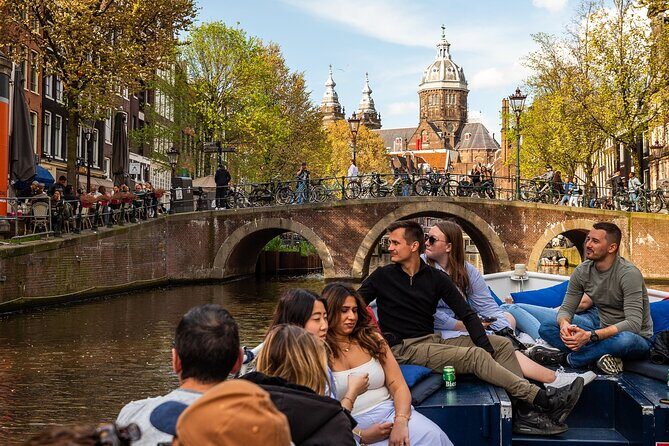Amsterdam Canal Cruise with Live Guide - Central Station - The Itinerary: What You’ll See & Experience