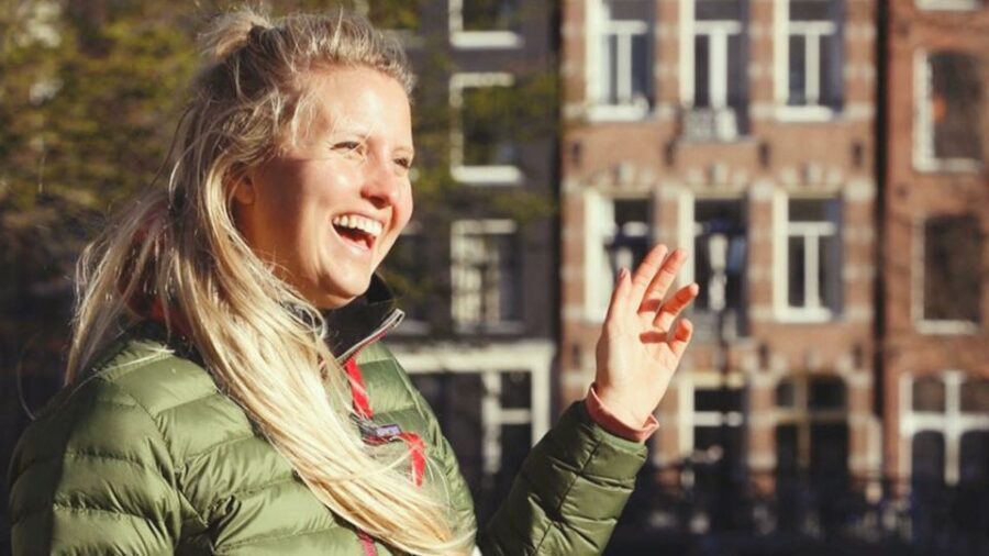 Amsterdam: Jordaan District Tour with a German guide - Exploring Hidden Courtyards: Sint Andrieshofje & Claes Claeszhofje