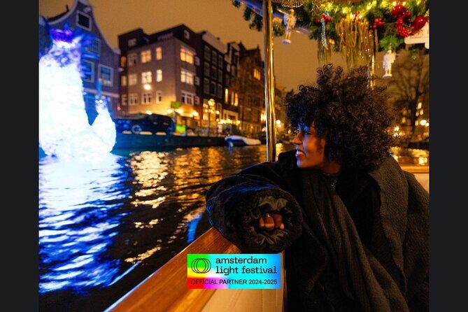 Amsterdam Light Festival: Cruise Unlimited Drinks & Bite option - Features and Practical Details