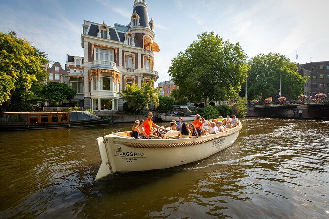 Amsterdam Luxury Canal Cruise + Unlimited Drinks & Bites option - What’s Included and What to Expect