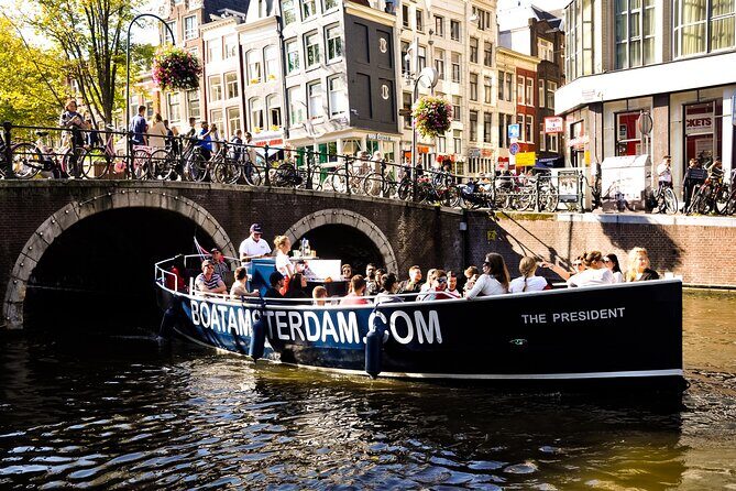Amsterdam Open Boat Cruise in Old City Centre with Drinks Options - A Closer Look at the Amsterdam Open Boat Cruise