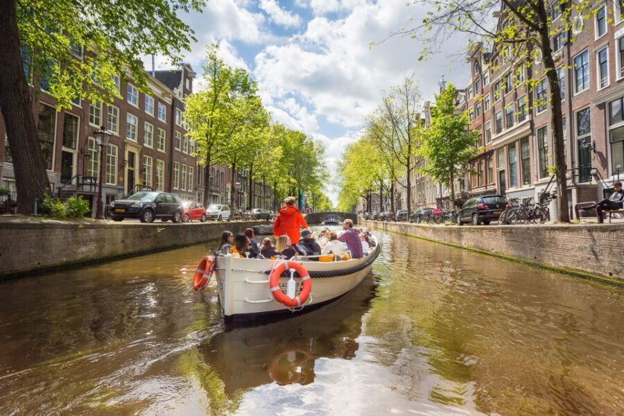 Amsterdam: Private Cruise with Drinks & Optional Snacks - Practical Info and Tips