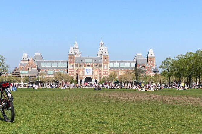 Amsterdam private guided tour with Marieke, local guide - The Practicalities of the Tour