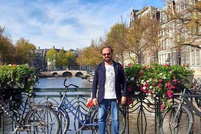 Amsterdam : Private Walking Tour With A Guide (Private Tour) - The Sum Up: Who Is This Tour Perfect For?