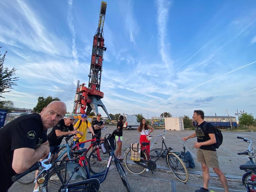 Amsterdam: Urban Bike Tour, Graffiti Art & Magnet Fishing - An In-Depth Look at the Tour Experience