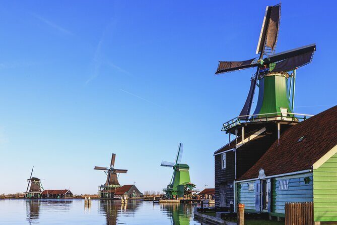 Amsterdam: Windmills, Cheese and Volendam Tour with Video Guide - Second Stop: Alida Hoeve Cheese Farm & Wooden Shoe Factory