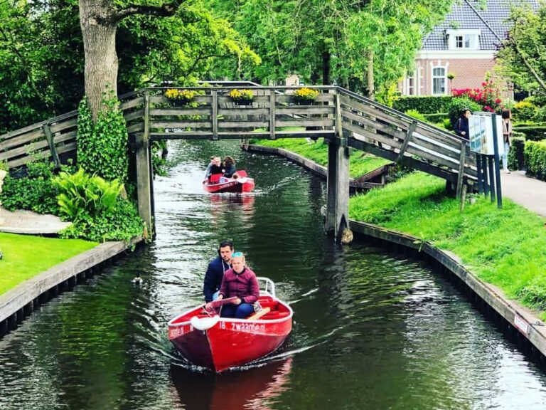 Amsterdam: Zaanse Schans and Giethoorn Guided Combo Tour - The Itinerary Breakdown