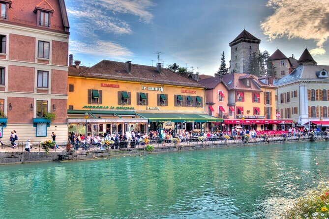 Annecy Scavenger Hunt and Highlights Self Guided Audio Tour - Detailed Walkthrough of the Itinerary