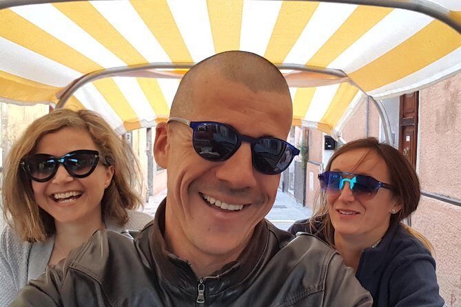 Apelisetta tuk tuk: 2 hours tour of Cagliari - Coastal and Marine Highlights