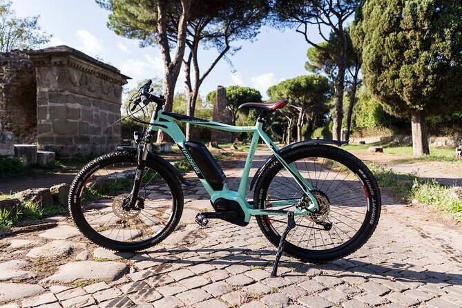 Appian Way and Aqueducts Electric Bike Tour - The Duration and Group Size