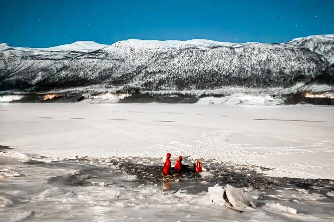 Arctic Ocean Night Floating in Ramfjord - An Overview of the Arctic Floating Experience