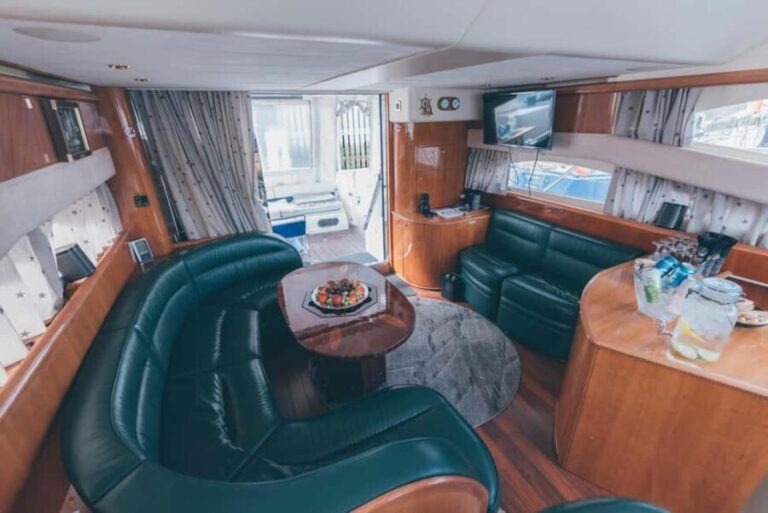 Arctic Whale Watching: Tromsø to Skjervøy in Comfort - The Value and Practicalities of the Tour