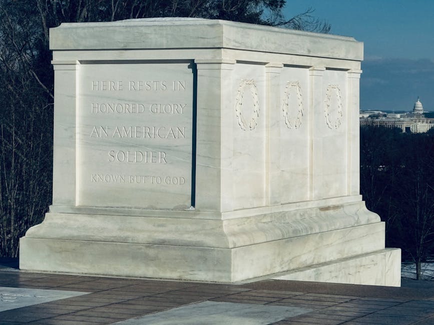 Tomb of the Unknown Soldier monument from plaza