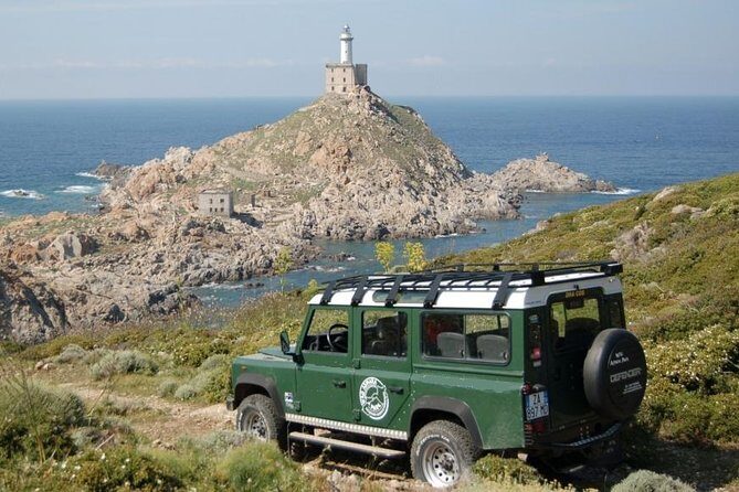 ASINARA ISLAND-TOUR full day Minivan in the National Park - Transport & Group Size