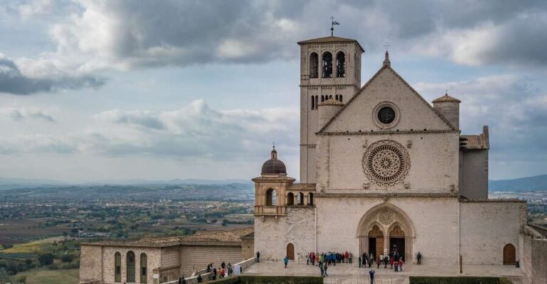 Assisi: Private Guided Tour of the Basilica of Saint Francis - The Artistic and Spiritual Significance