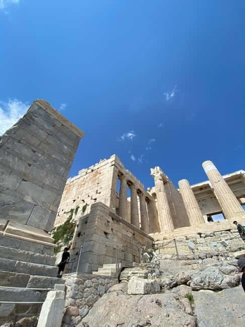 Athens: Acropolis Guided Tour with Skip-The-Line Tickets - Practical Aspects of the Tour