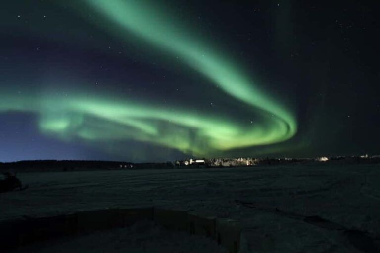 Aurora Hunt on Snowmobile - small groups - What to Expect from the Aurora Hunt on Snowmobile