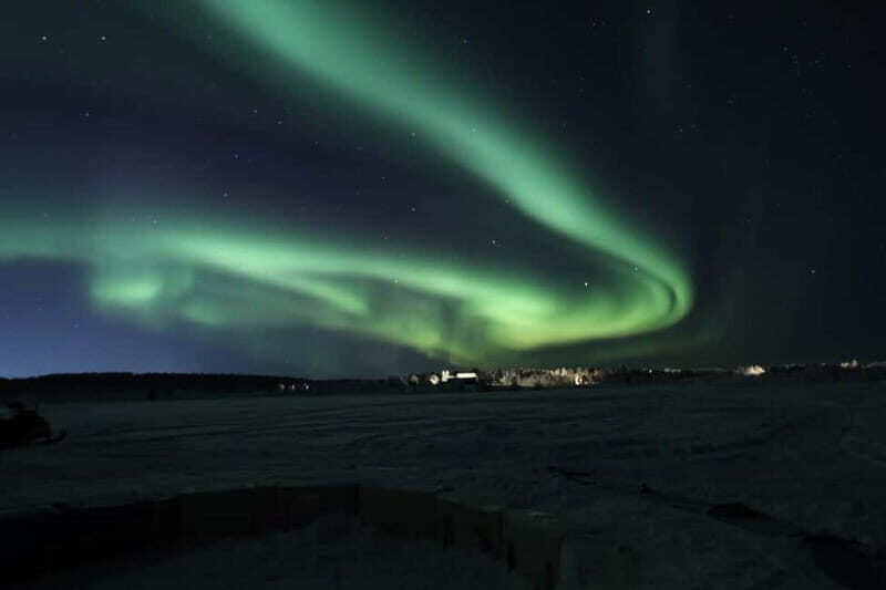 Aurora Hunt on Snowmobile - small groups - What to Expect from the Aurora Hunt on Snowmobile