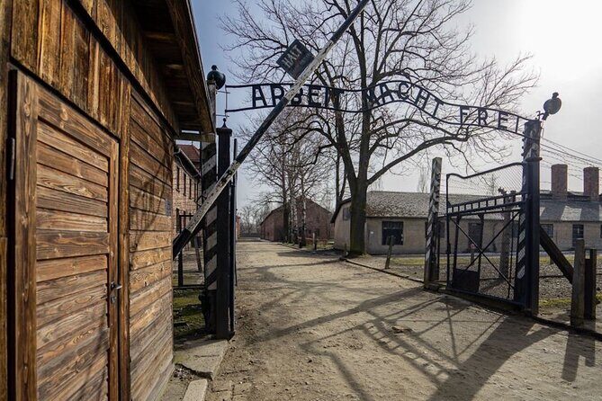 Auschwitz Birkenau Tour with Pickup and Lunch - Who Is This Tour Best Suited For?