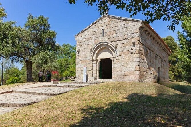 Authentic Braga & Guimarães: Small Historical Group Tour - Transportation, Guides, and Overall Experience