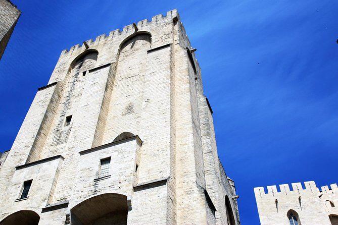 Avignon's history, local culture & the wines of Châteauneuf du Pape private tour - Additional Highlights: Markets and Customization