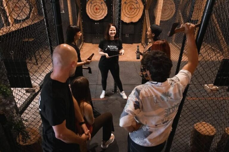 AXE THROWING EXPERIENCE IN BERLIN - Practical Details and Tips