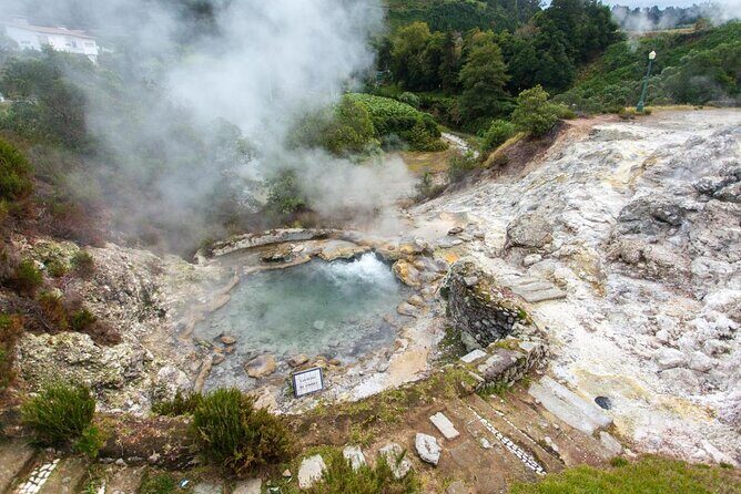 Azores: Shore Excursion Furnas - Crater volcano and hot springs - The Itinerary in Detail