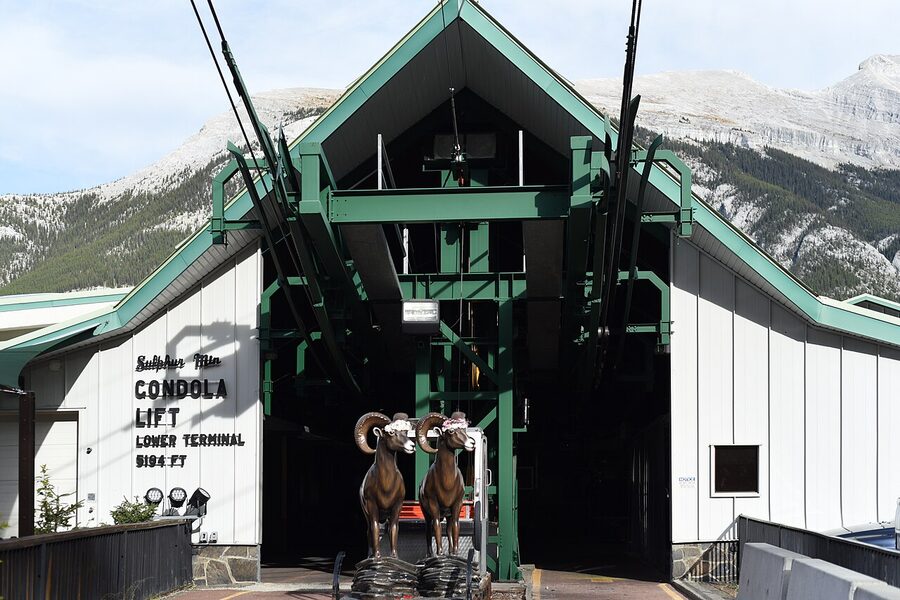 Banff Gondola lower terminal base station