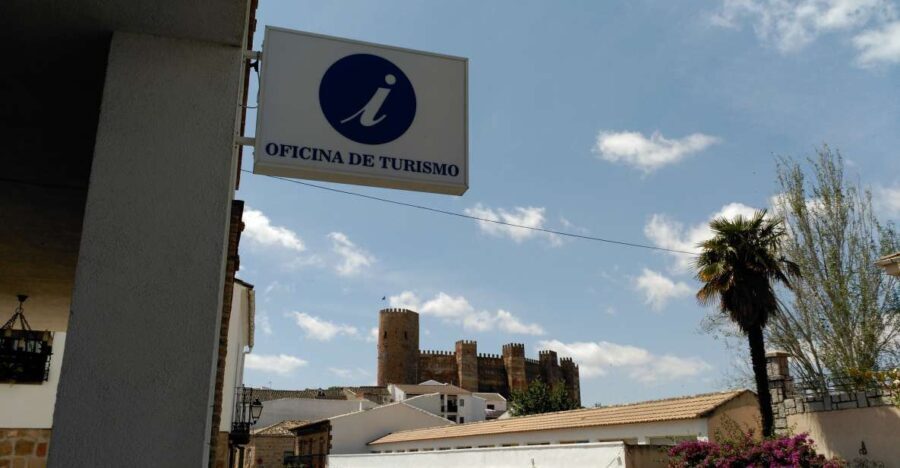 Baños de la Encina: Bury al-Hamma Castle Guided Tour - Authentic Insights from Reviewers