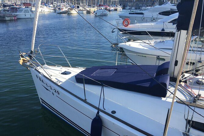 Barcelona 1-hour Boat Trip with Cava and Snacks - Whats Included and Practical Details