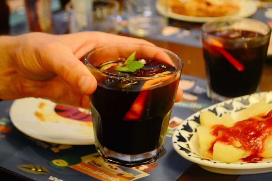 Barcelona Bike Tour by Night with Cava - What to Expect: Practical Details and Real Experiences