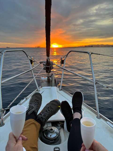 Barcelona: Boat trip with cava in amazing sailboat - The Experience in Detail