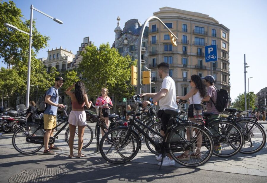 Barcelona: City Highlights Bike Tour - The Experience: What Makes It Stand Out