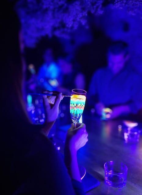 Barcelona: Cocktail Class Workshop - Make Shake Cook & Paint - The Workshop: Making Signature Cocktails