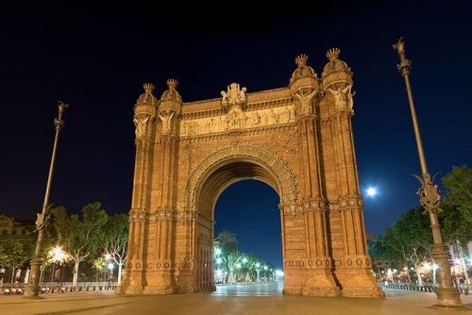 Barcelona: El Born Ghost Walking Tour. - Authenticity & Atmosphere