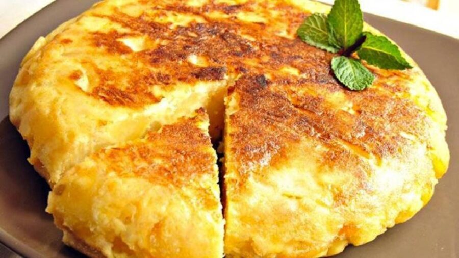 Barcelona: Evening Walking Tour in the Gaudi Area with Tapas - Price and Value: Is It Worth It?