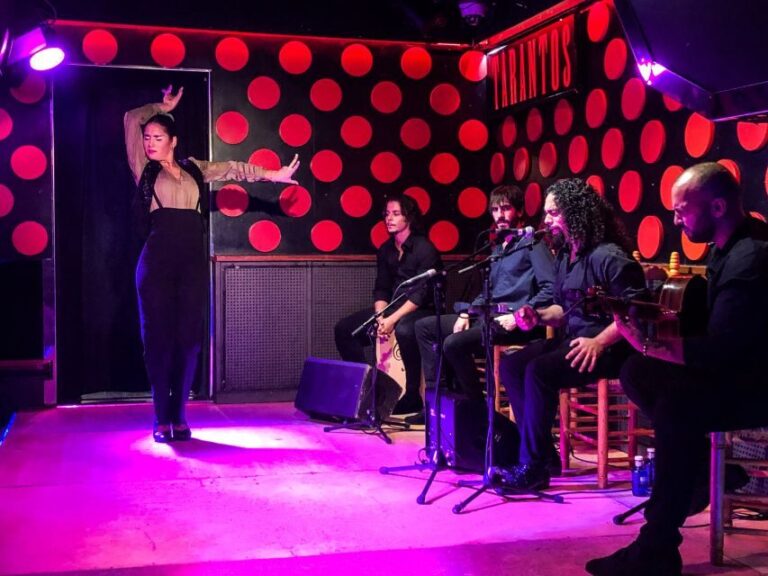 Barcelona: Gothic Quarter and Flamenco Show (Small Group) - A Deep Dive into the Experience