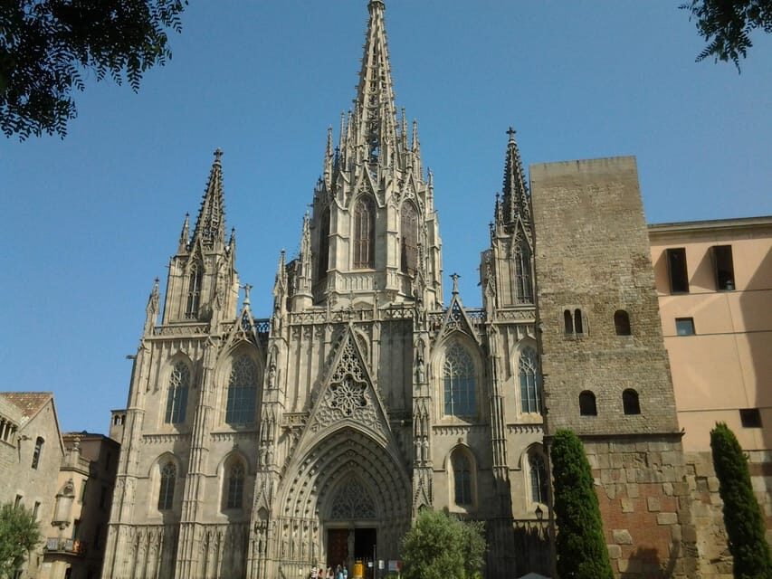 Barcelona: Gothic Quarter Legends Walking Tour with Tapas - Who Will Love This Tour?