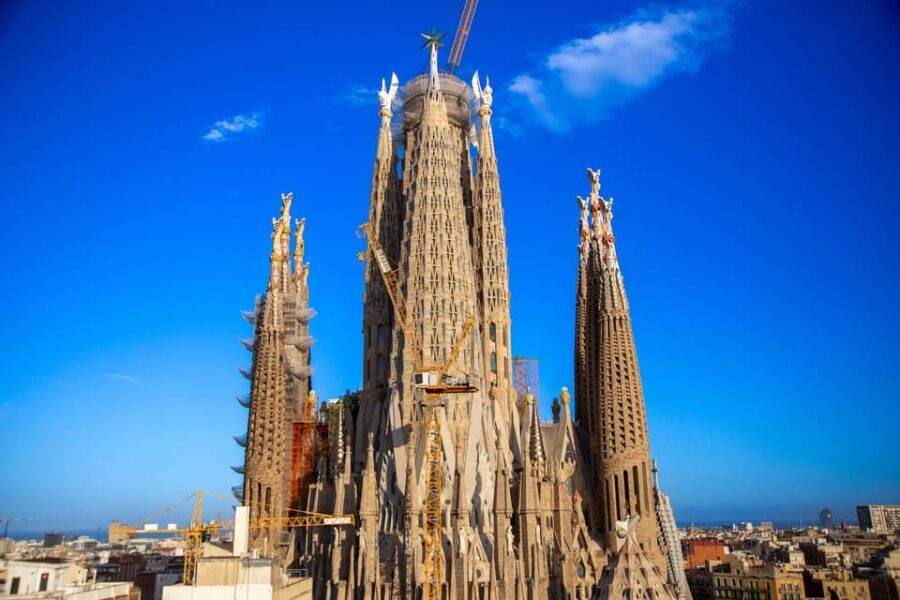 Barcelona Guided Sagrada Familia Tour & Sailing Experience - Exploring the Sagrada Familia: More Than Just a Landmark