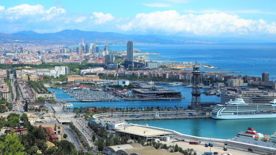 Barcelona Highlights Small Group Half-Day Tour with Pickup - From Mountain to Waterfront: The Heartbeat of Barcelona