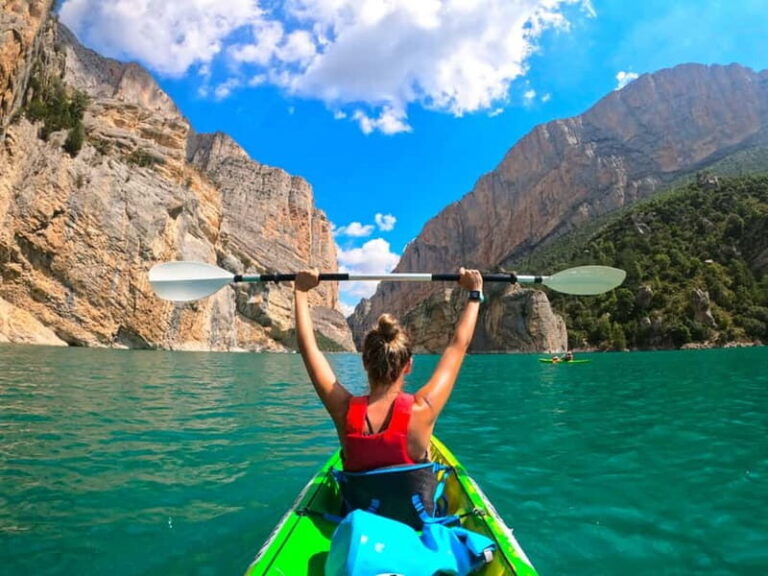 Barcelona: Kayak rental in the Mont-rebei gorge - Detailed Itinerary Breakdown