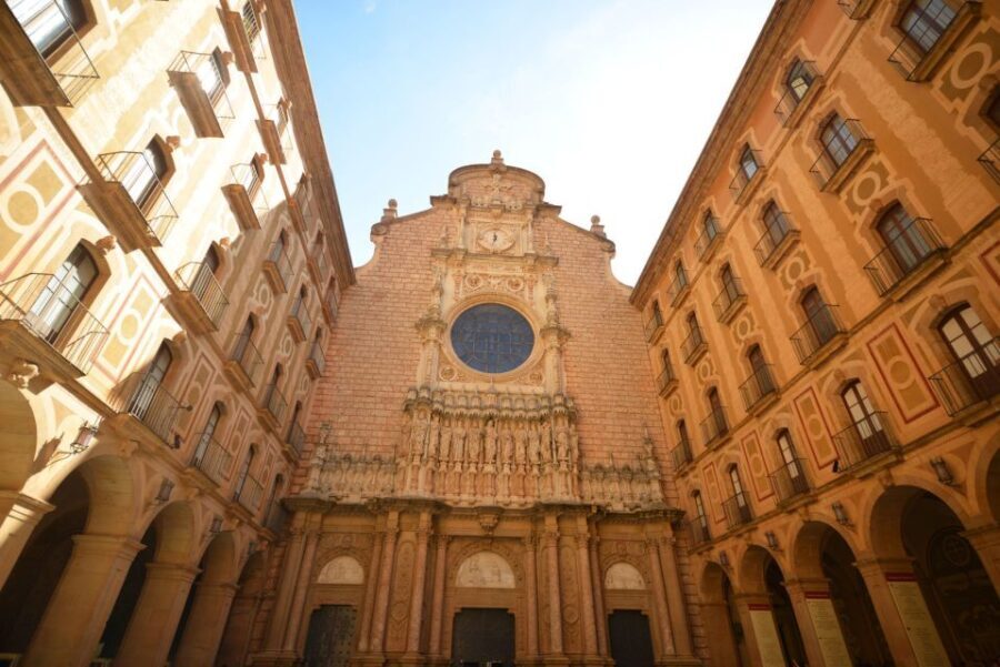 Barcelona: Montserrat & Sagrada Familia Guided Tour - Practical Details and Tips