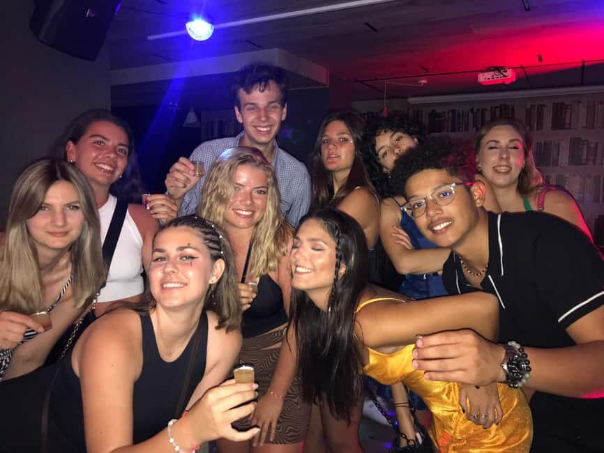 Barcelona Night Walking Tour Bars & VIP Club Pass - FAQ