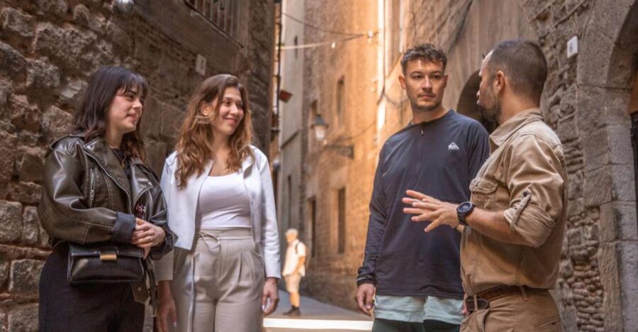 Barcelona Old Town Private Walking Tour with Local Historian - Starting Point: Plaça Nova