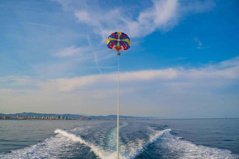 Barcelona: Parasailing magic flight and views above the sea - The Experience in Detail